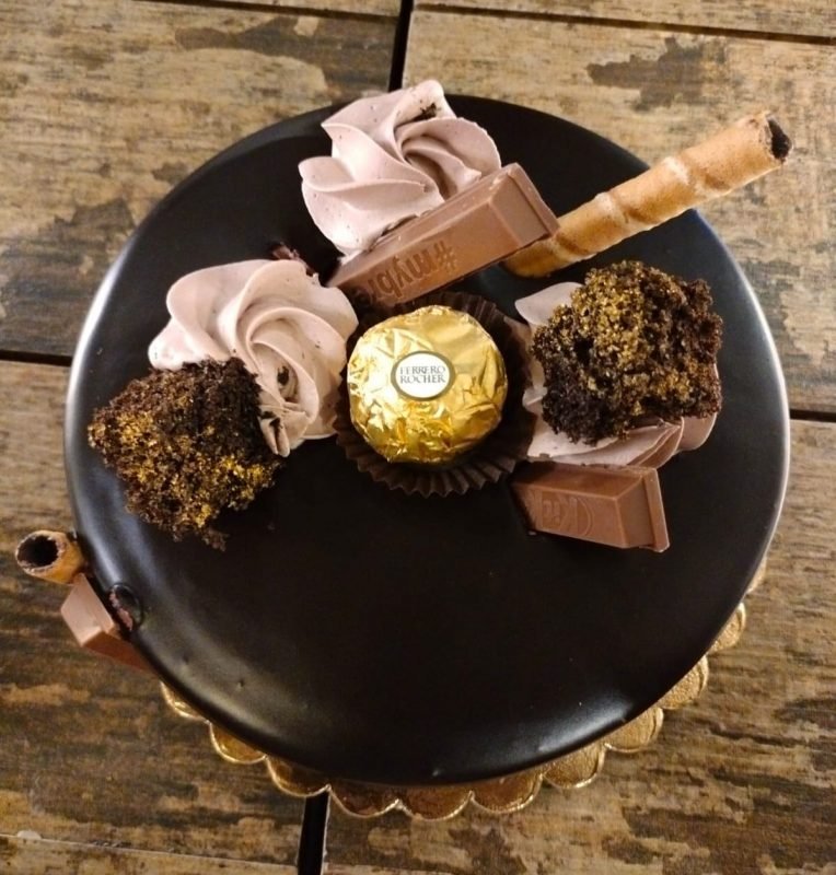 Nutella Rocher Chocolate Cake - Avon Bakers