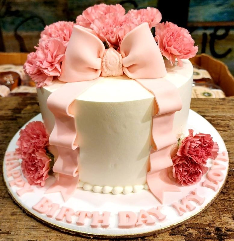 Adorable Anniversary/ Engagement Theme Cake - Avon Bakers